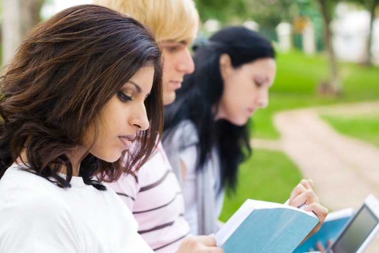 Tips for Couples in College - Date Your Spouse
