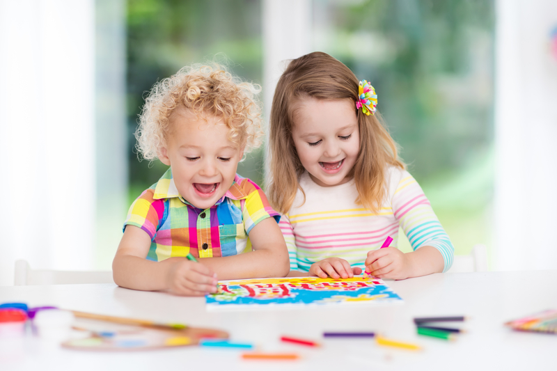 75+ Playdate Ideas For Moms of Young Kiddos | Date Your Spouse